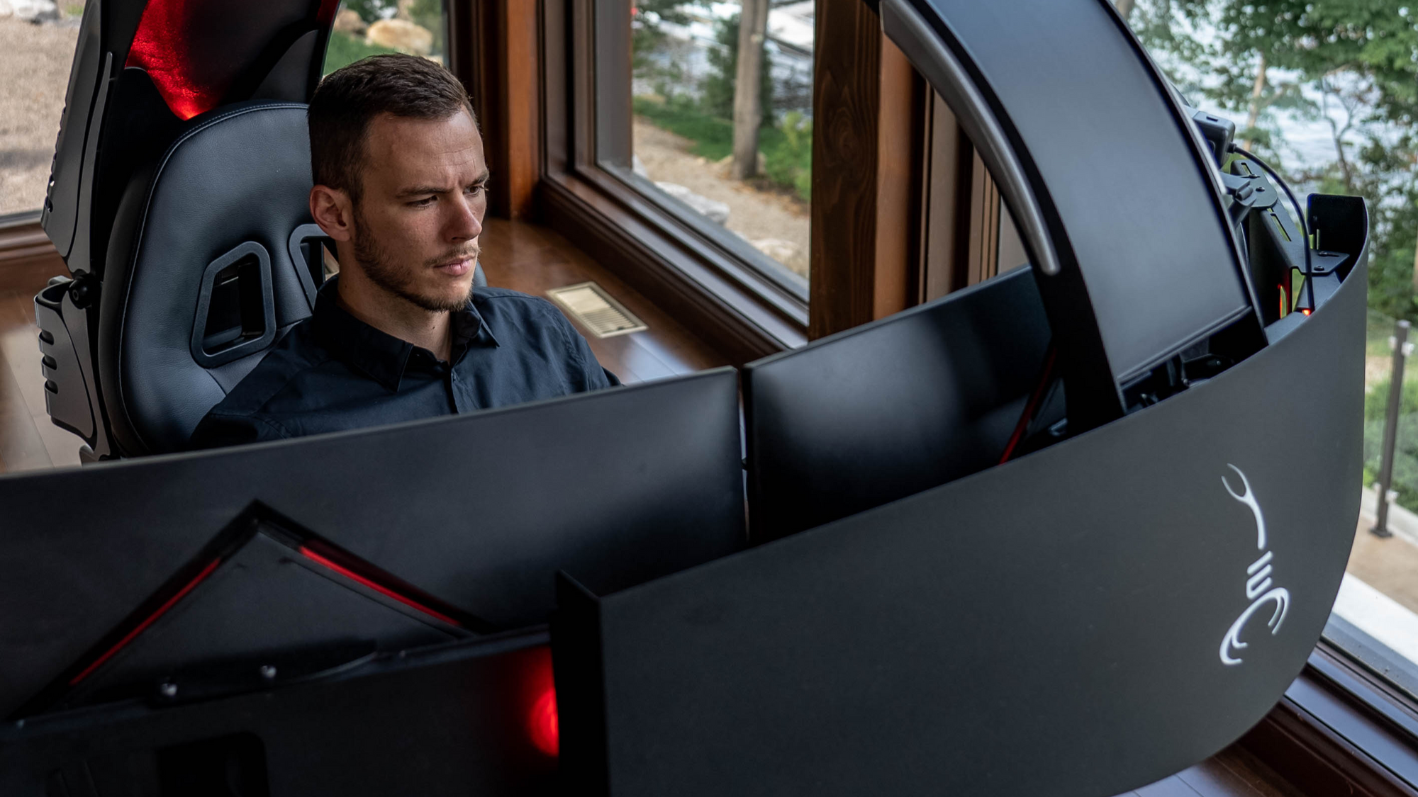 MWE Lab | Premium Ergonomic Computer Workstations